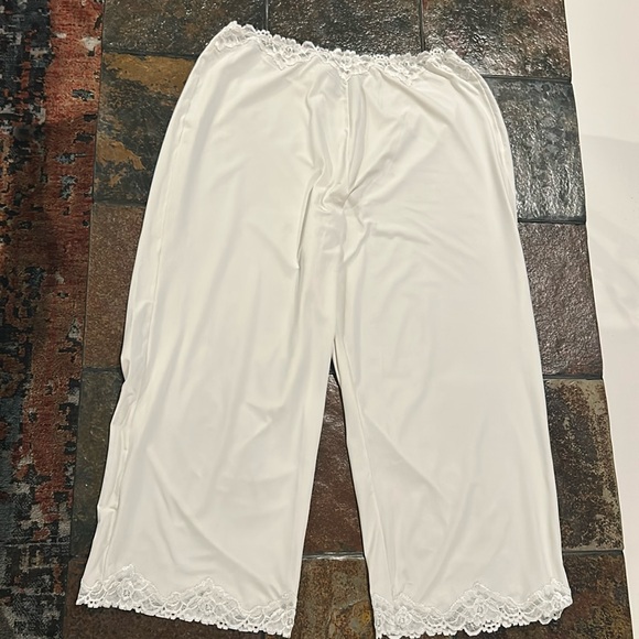 Soma | Intimates & Sleepwear | Soma Lace Trim Pettipants Slip Shorts ...